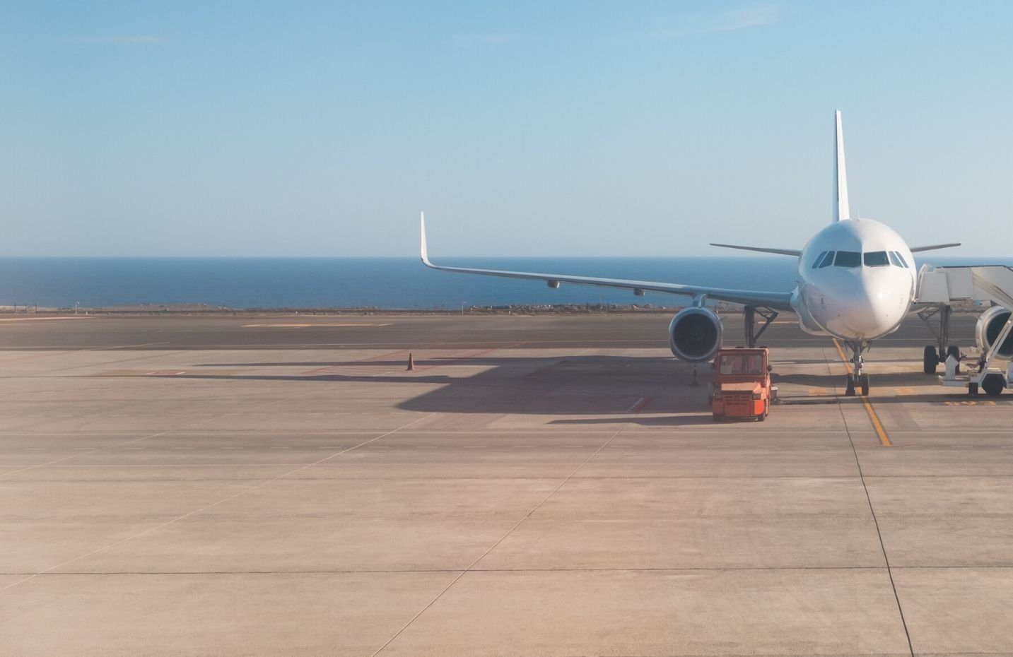 Cómo llegar a Cádiz desde aeropuertos cercanos | Viajeros Frititos